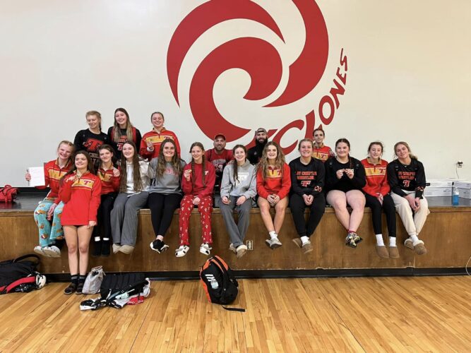 Tonganoxie High girls wrestling captures Frontier League crown | News ...